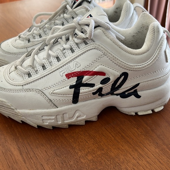 Fila | Shoes | Chunky Fila Disruptor Ii Size 7 White Women | Poshmark